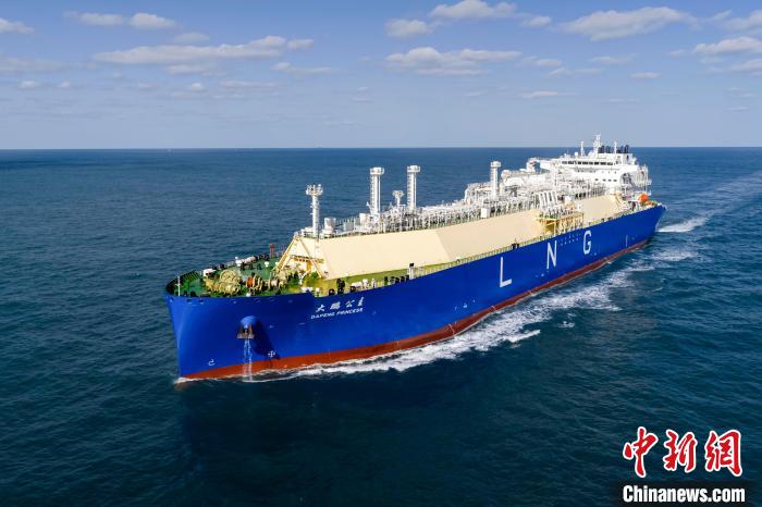 中国船舶沪东中华交付全球最大江海联运型LNG船-中华航运网